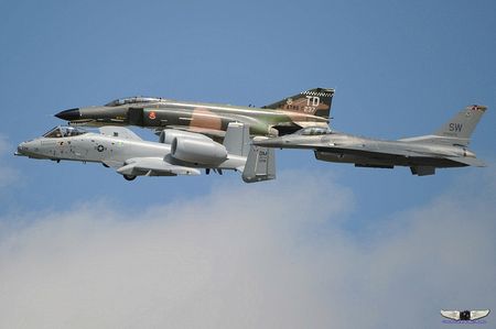 2010 Scott AFB Air Show Review by AirshowsReview.com